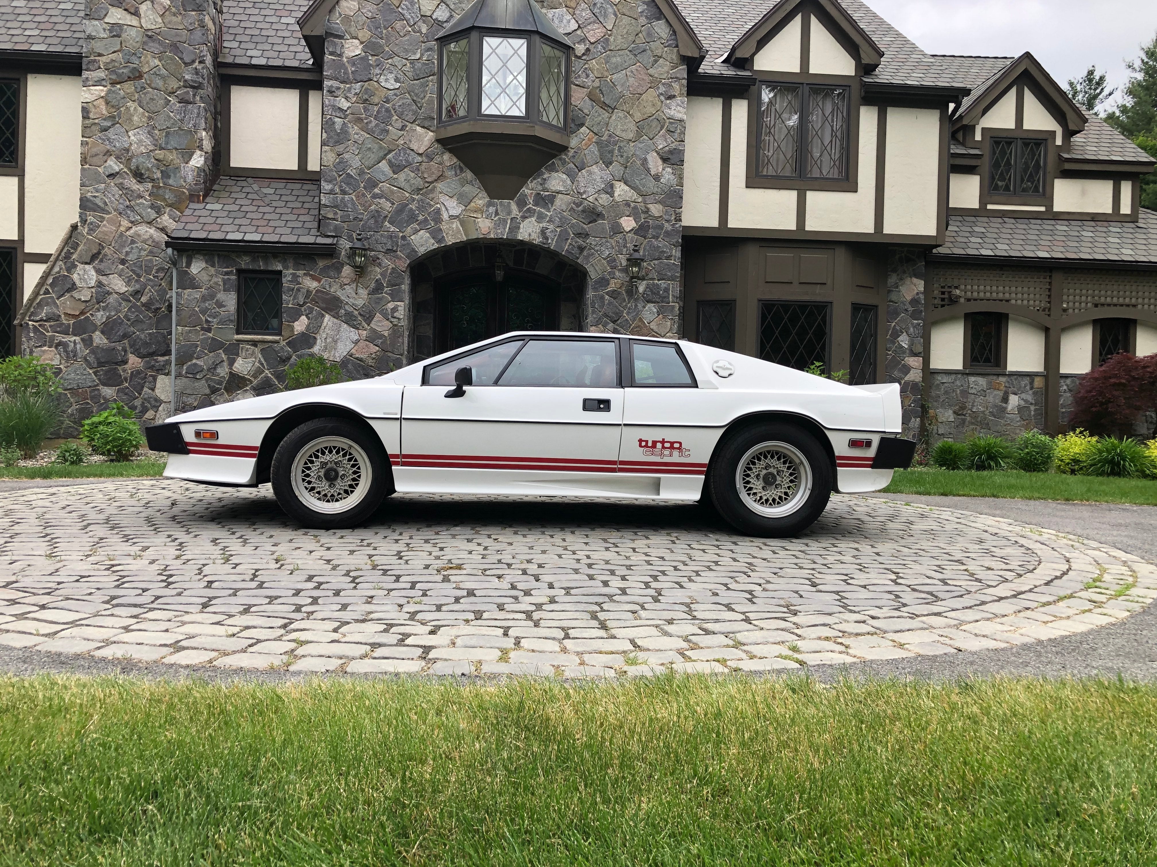 SOLD: 1984 Lotus Esprit Turbo – Classic Car Performance